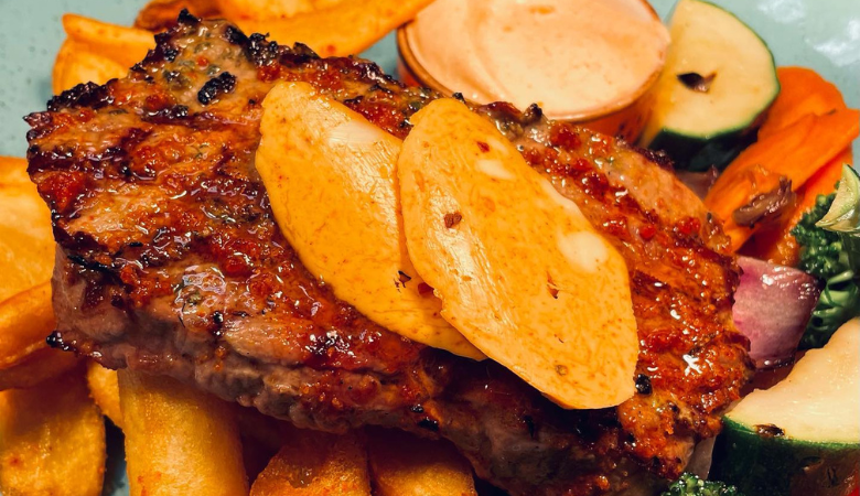 Pihvit kahdelle | -36 % | Espoo, Suurpelto